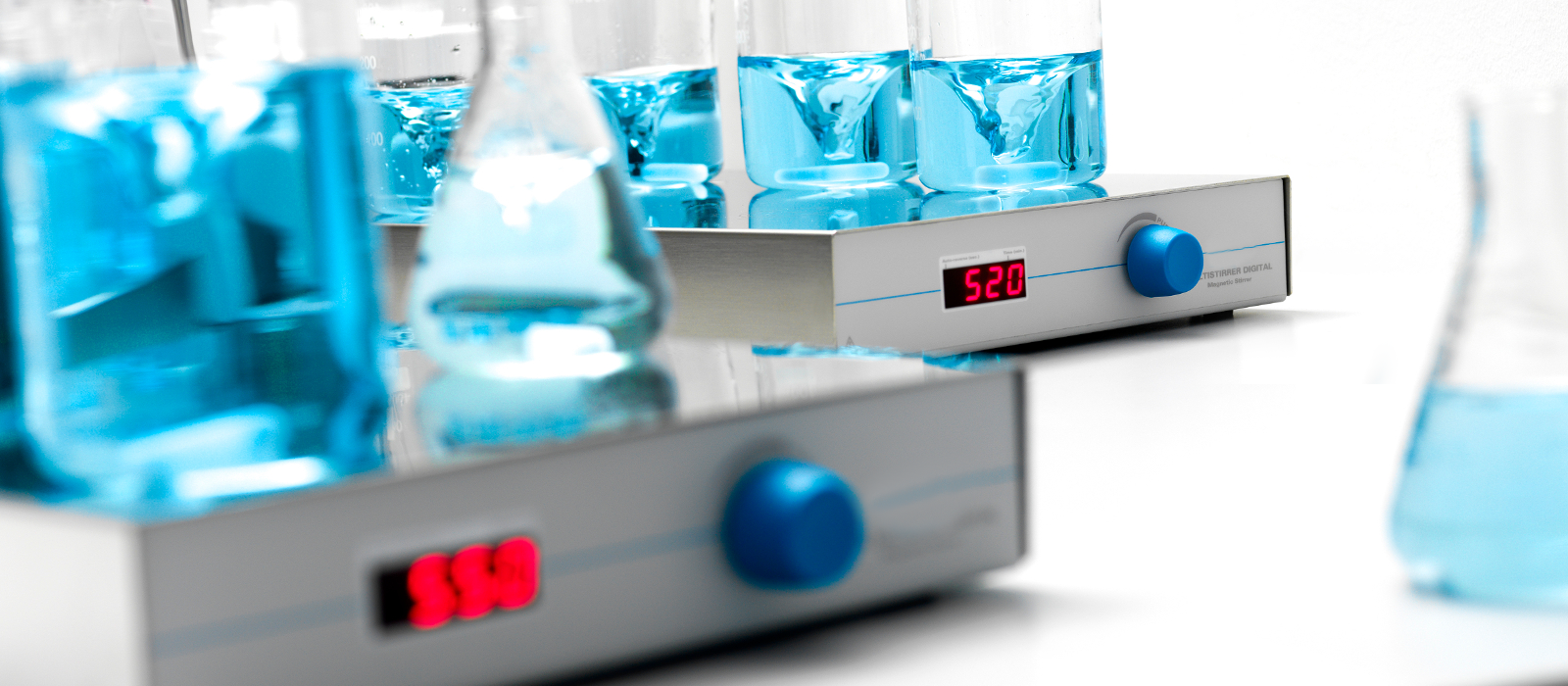 Agitadores: aplicações e funcionalidade - Sinergia Científica